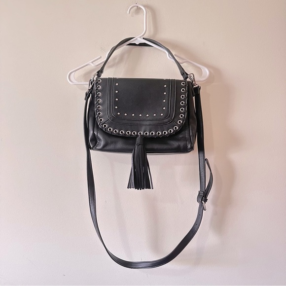 Magnolia And Vine | Bags | Magnolia And Vine Flap Fringe Crossbody Bag ...